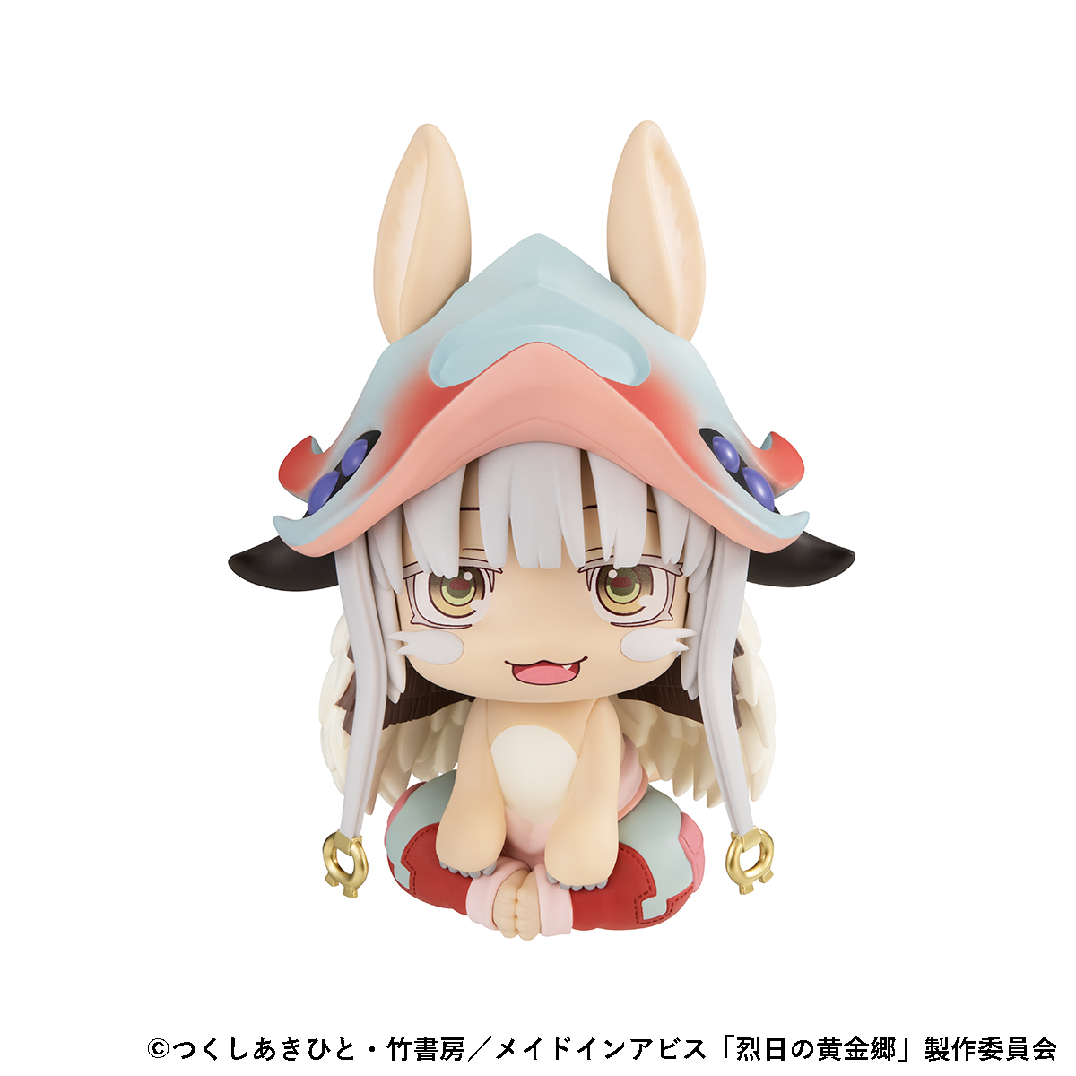 Made in Abyss: The Golden City of the Scorching Sun - Nanachi Look Up Series Figure (With Gift ...
